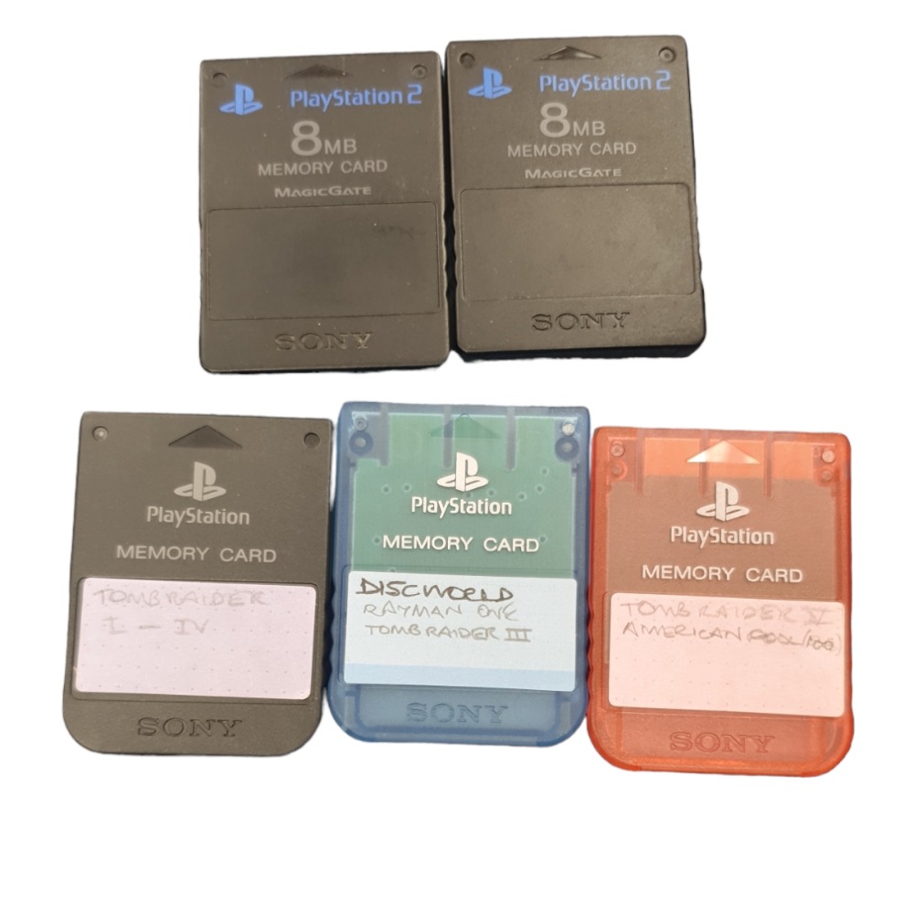 Pre-owned Sony 3 x Ps1 and 2 Ps2 Memory Cards - Own4Less